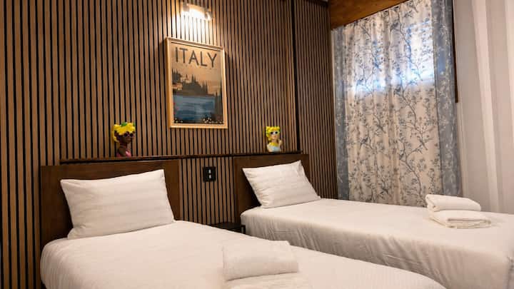 Budget Stay + Free Parking + City Noise - Como