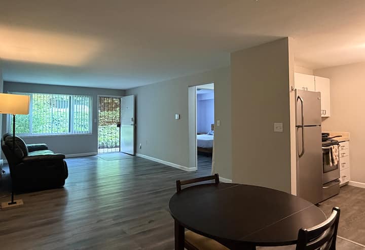 Entire Condo Next To Seattle-tacoma Airport - Washington