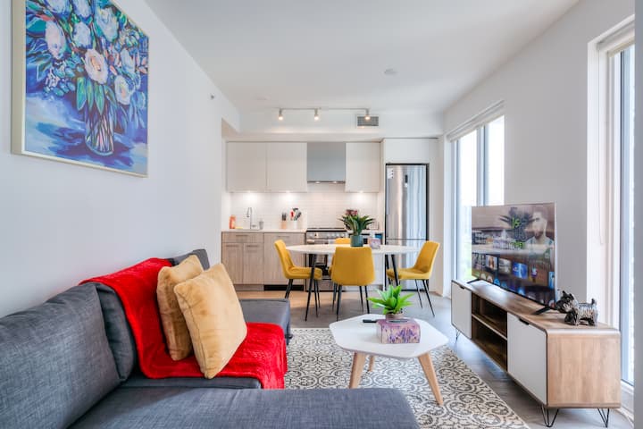 Family-friendly 2 Bedroom Suite In Downtown - Toronto