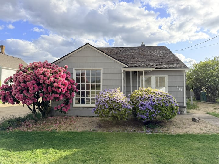 Dundee Hills - Villa Rosé - Dundee, OR