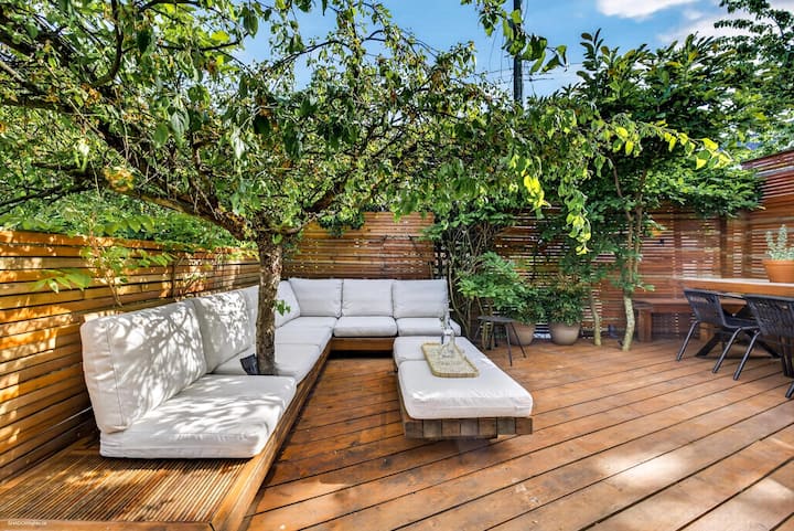 Stylish 2br/2ba | Large Patio| Near Downtown/fifa - Vancouver