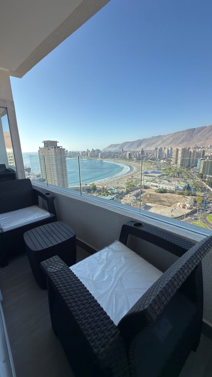 Vive Iquique Junto A Playa Cavancha - Iquique