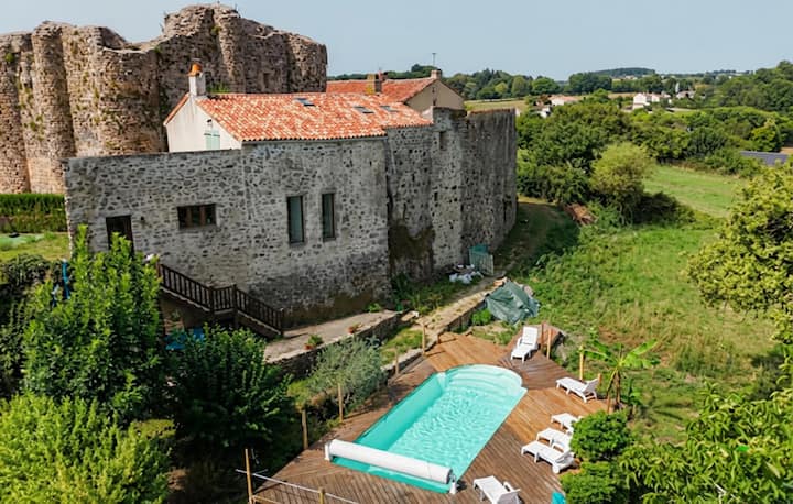 Awesome Home In Sevremont - Les Epesses