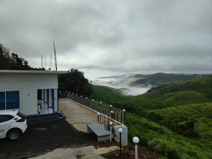 Mayflower Villa 3bhk Stay With Valley View - Vagamon