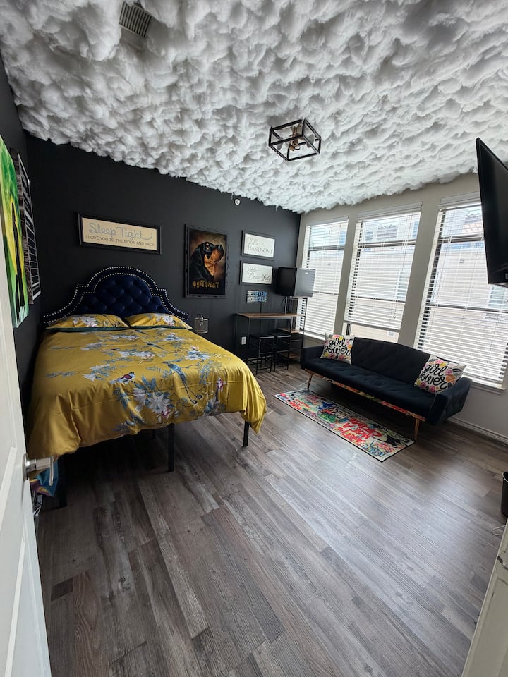 Private Room | Comfortable & Modern - Arlington, TX