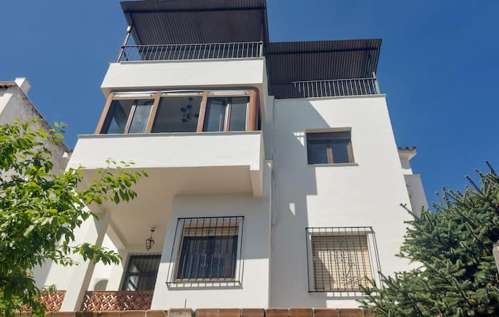 Nice Home In Prado Del Rey - Villamartin