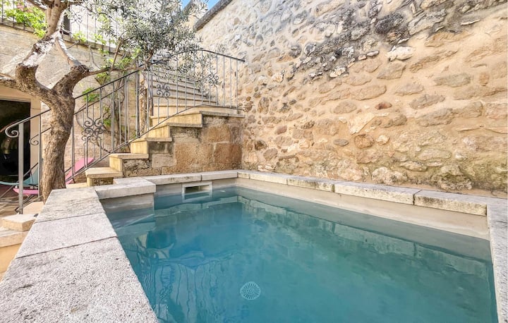 Maison De Village Avec Piscine - Remoulins
