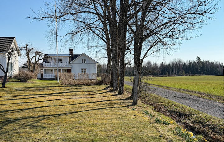 Stunning Home In Säffle - Åmål
