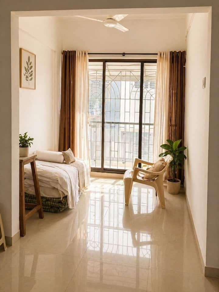 Sk Holiday Apartment.
Cozy Apt. In City Near Beach - Alibag