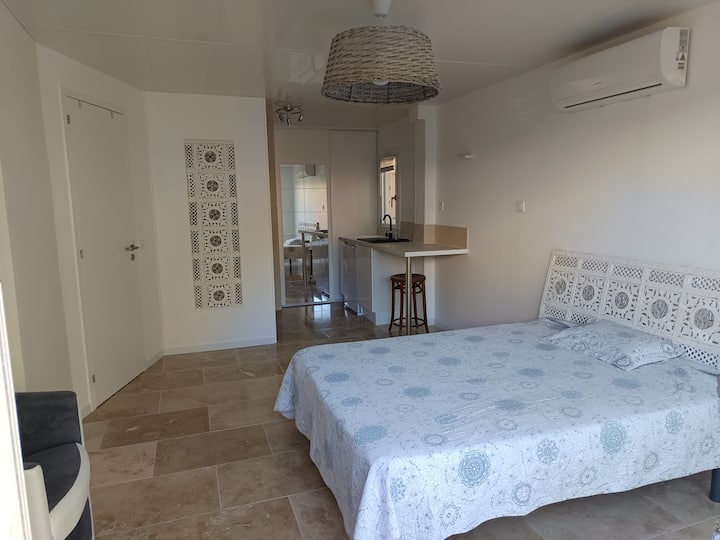 Belle Suite Indépendante Au Pied Des Collines - Salon-de-Provence