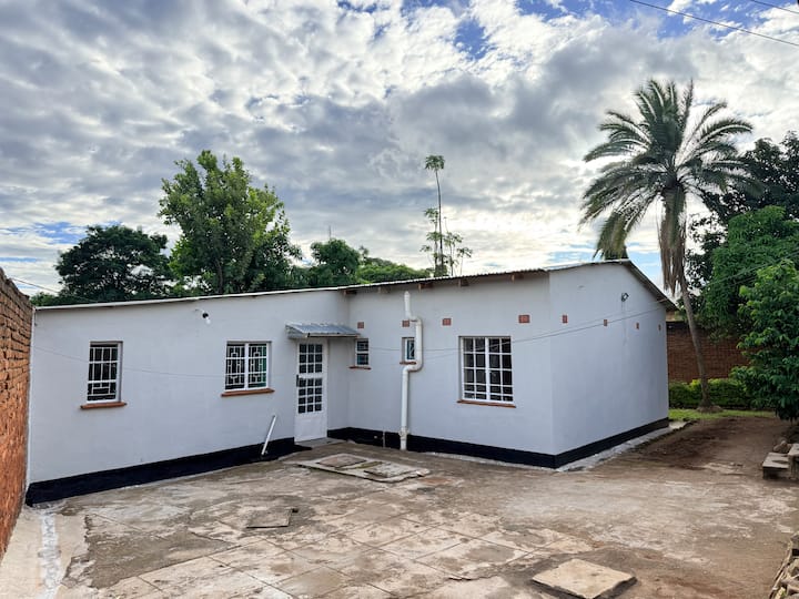 Pa Nyumba Shelters - Home Away From Home! - District de Blantyre