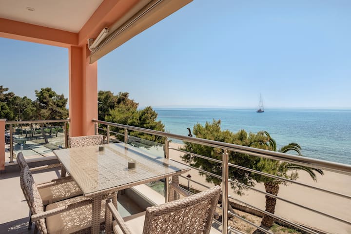 Vista Al Mar Beachfront Luxury Apartment - Zakinthos