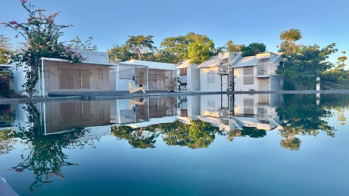 悬崖海景独栋Loft空调房含码头接客早餐 - Lazi