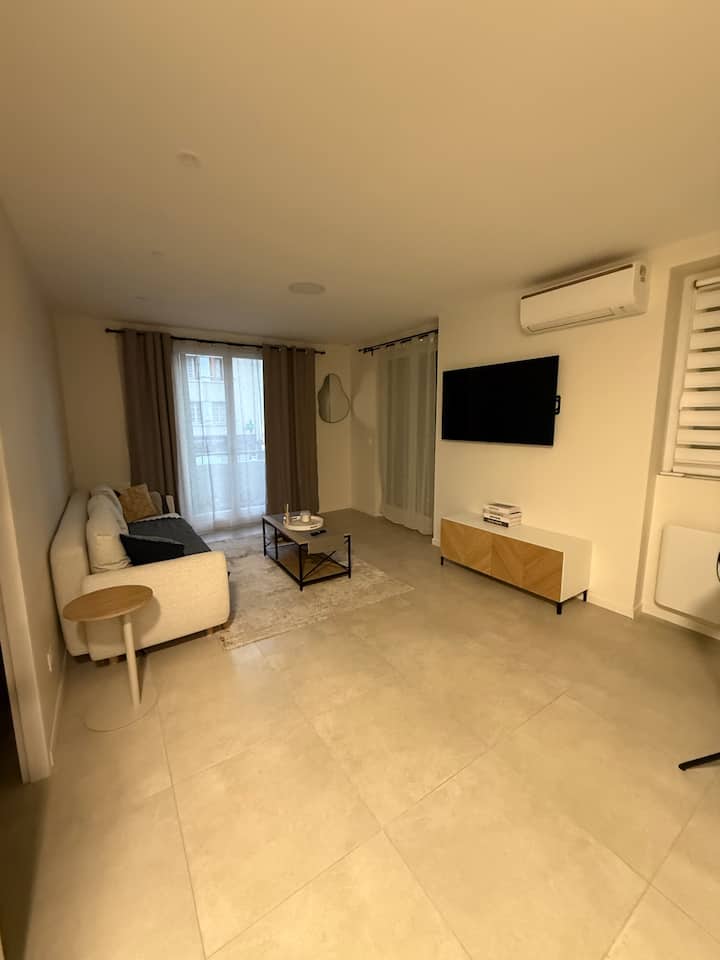 Appartement Au Cœur Du Centre-ville - Givors