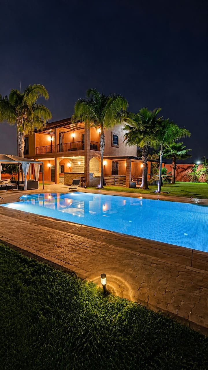 Villa Privé, Piscine, Vue Atlas & Petit-déjeuner - Marrocos