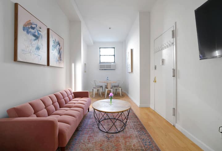 Stylish 2 Beds Apt In The Heart Of Manhattan - New York