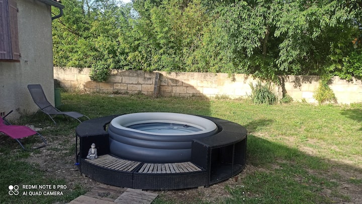 Villa Au Calme Entourée De Son Jardin Apaisant - Calvisson