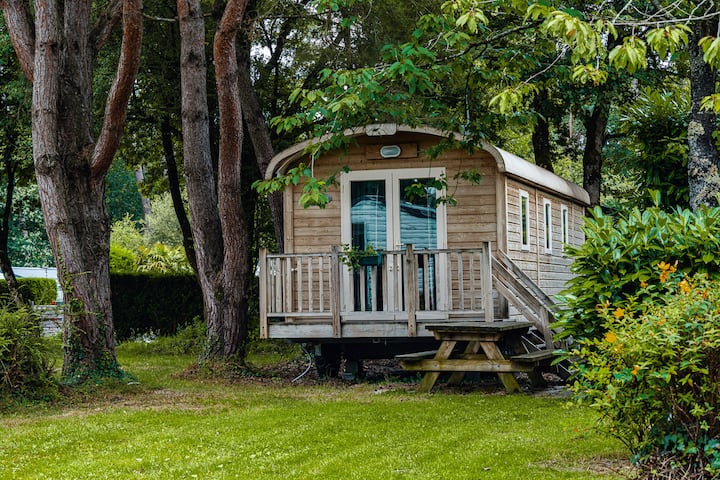 Roulotte Pour 2 Adultes Et 2 Enfants - Blain