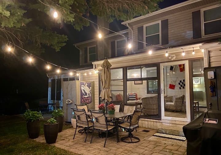 Porch Living, Beach Days - Dewey Beach, DE