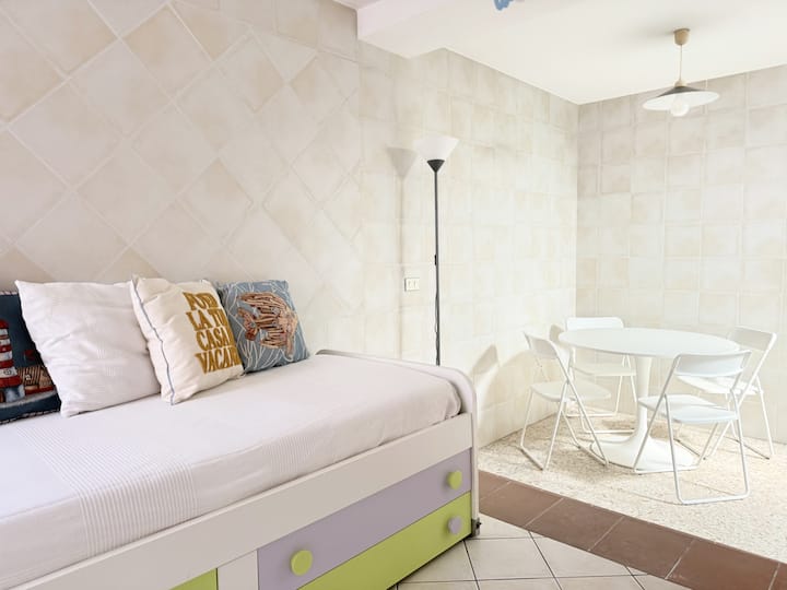 N319 – Numana, Two-room Apartment Near The Sea - Numana