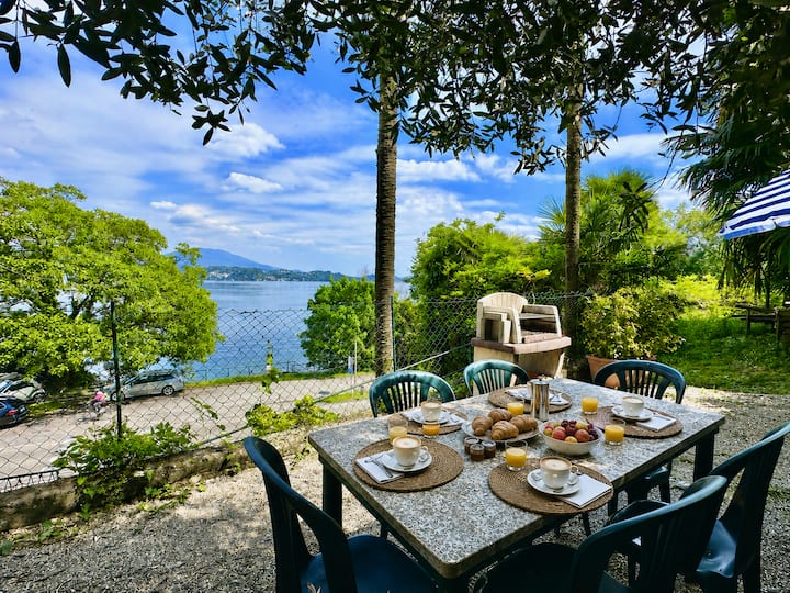 Fronte Lago Con Spiaggia Privata | 4 Min Da Stresa - Stresa