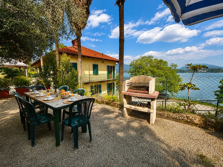 Fronte Lago Con Spiaggia Privata | 4 Min Da Stresa - Stresa