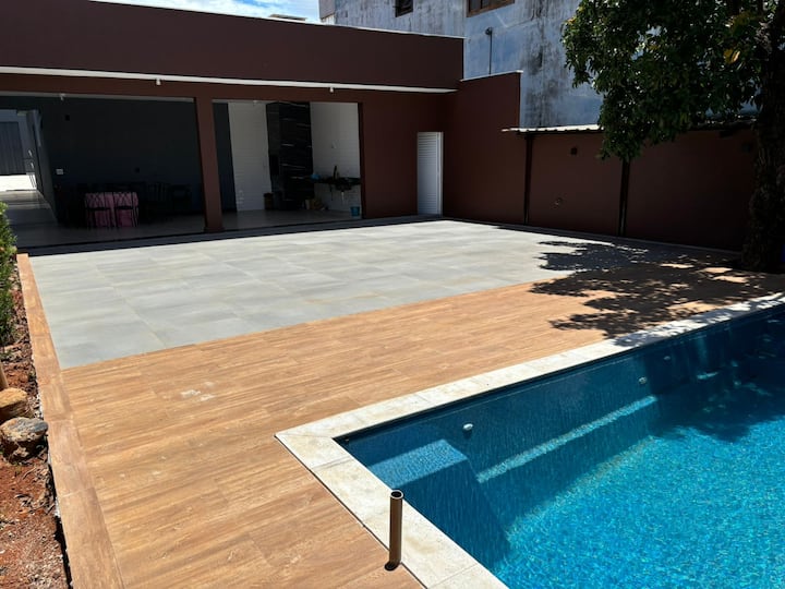 Casa Com Piscina E Churrasqueira - Sete Lagoas