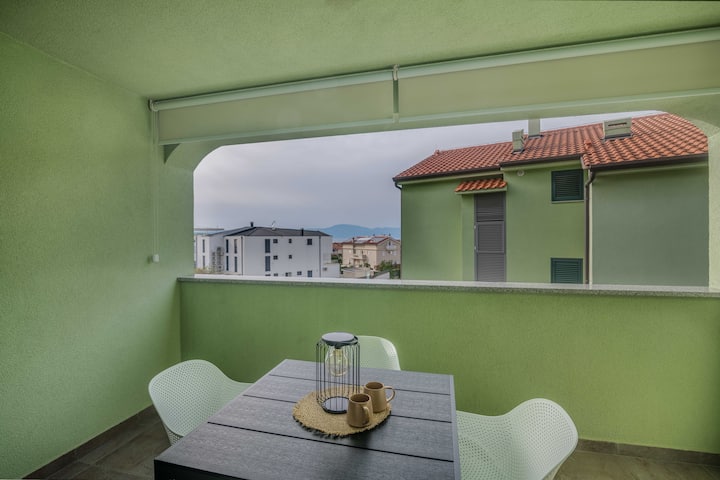 Navis 4 Apt W Private Parking Close To The Sea - Malinska