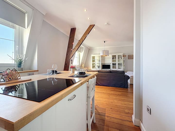 Seastar By Interhome - Brugge