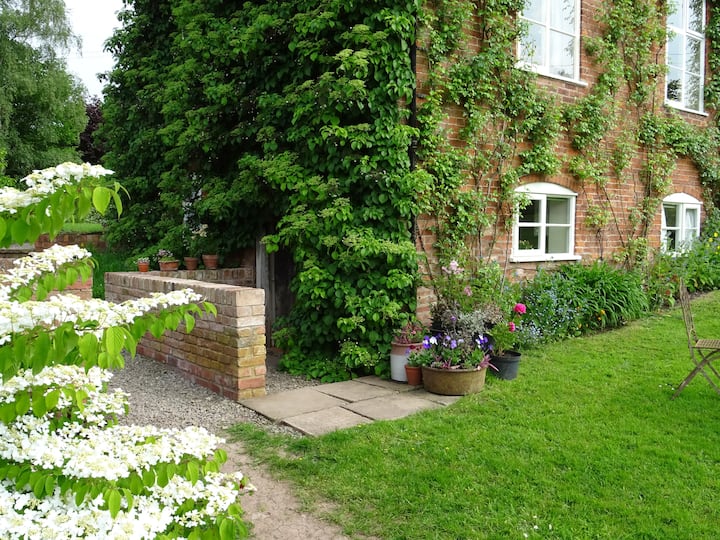Walkers Cottage Flat - Shropshire