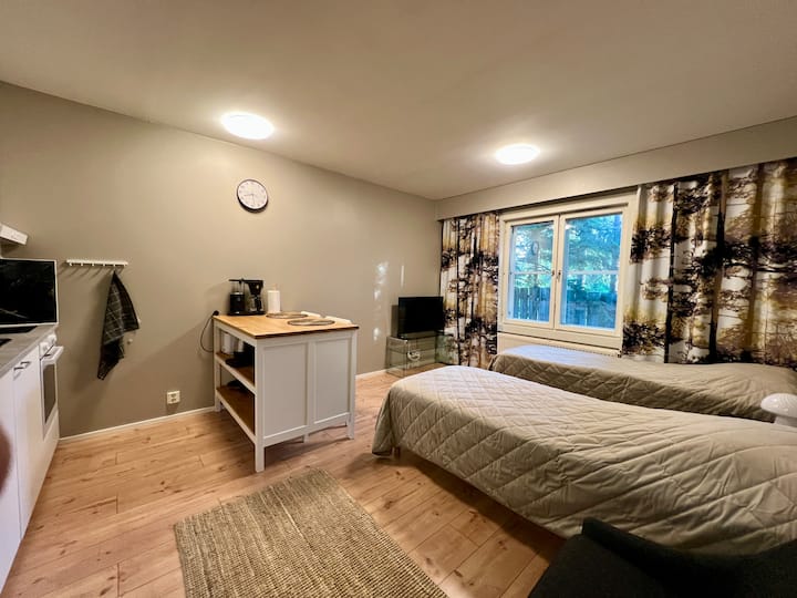 Peaceful Studio + Parking For 1–2 Guests - Lahti