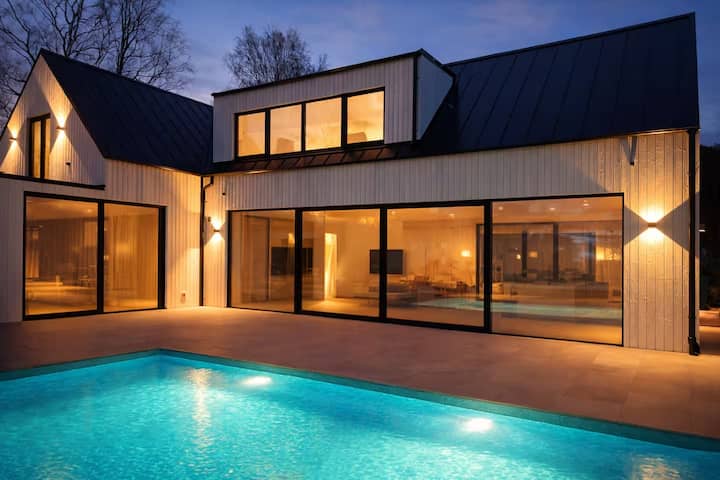 Luxury Villa With Private Cinema, Sauna Pool And G - Gothenburg