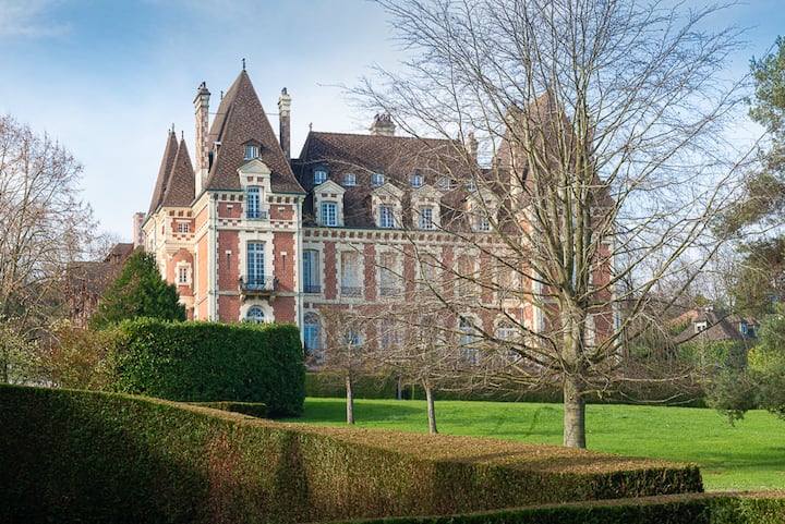 Apparemment Dans Le Château - Deauville