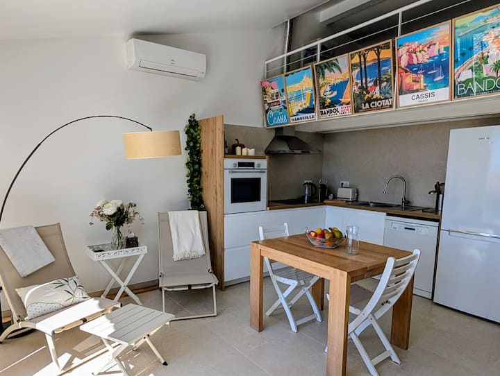 Charmante Petite Maison Terrasse Vue Et Mer à Pied - La Ciotat