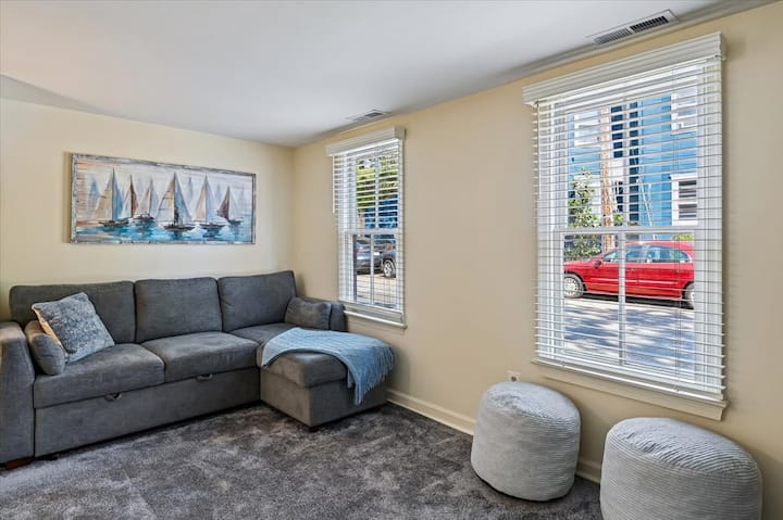 Historic 2br + Loft Home In Downtown Annapolis - Annapolis, MD