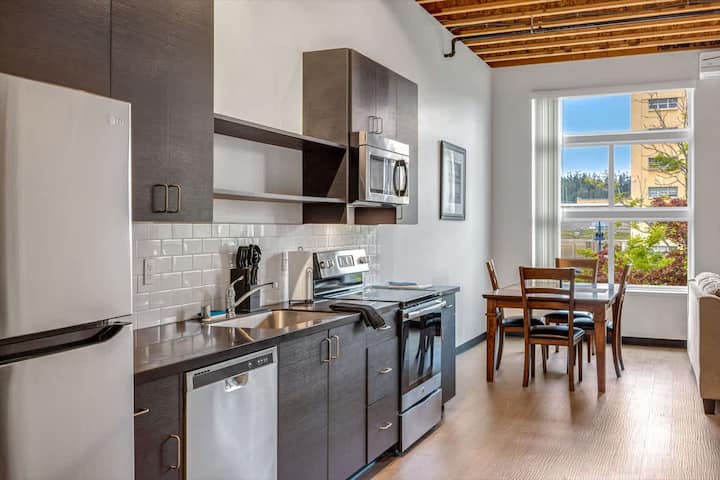 Brand New Condo Steps From Bremerton Ferry - Bremerton, WA