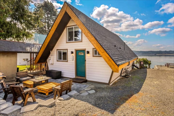 2br Beachfront A-frame Retreat | Deck, Views & Bbq - Shelton, WA