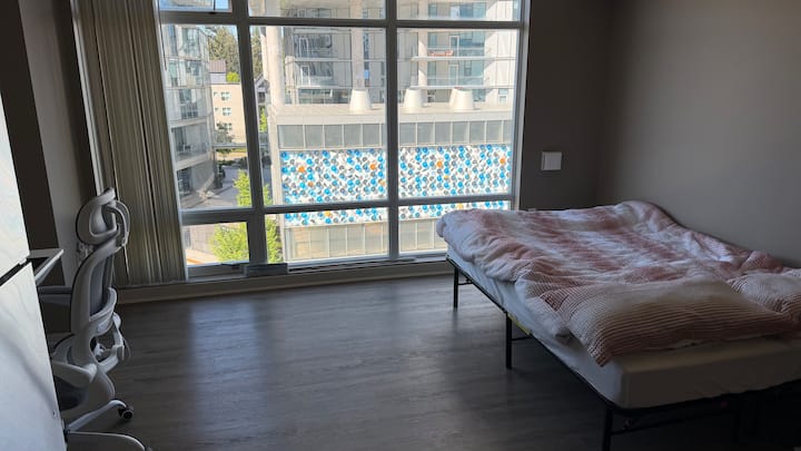 A Studio In Bellevue - Bellevue, WA