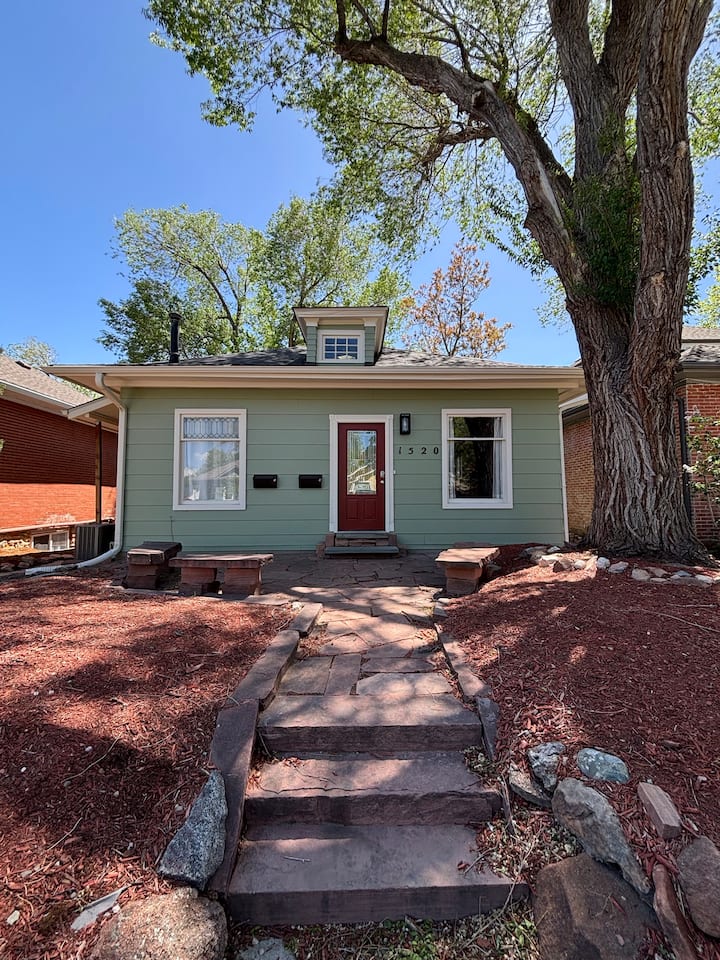 Large Cozy Bedroom In Charming Home Near Pearl St - Boulder, CO