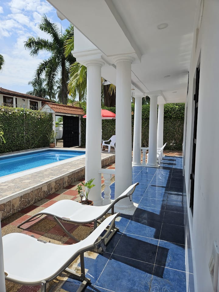 Villa Campestre Las Palmas Melgar - Melgar