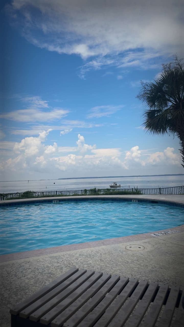 Condo With Pool On Beautiful Lake Marion - Santee, SC