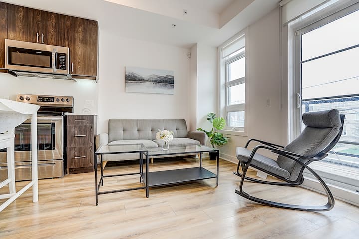 Prime 2br Townhome With Parking Near Finch Station - Vaughan