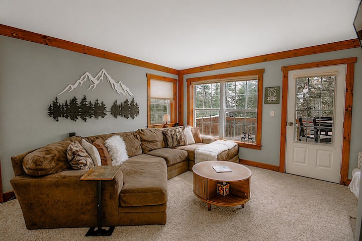 Camp Shadow 4848: Pet-friendly Bike Retreat - Snowshoe, WV