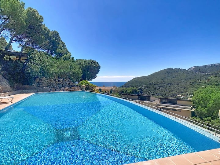 Maison Vue Mer Dans Un Ensemble Résidentiel Begur - Sa Tuna