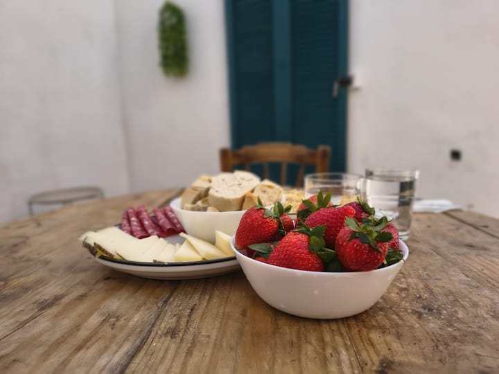 Two Full Houses Connected By Patio - Motril
