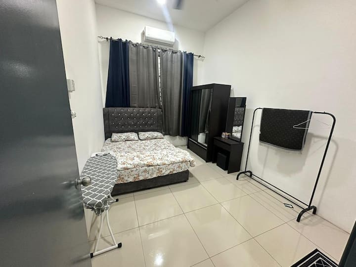 Peacesky Family Stay
Homestay Selesa & Tenang - Kuantan