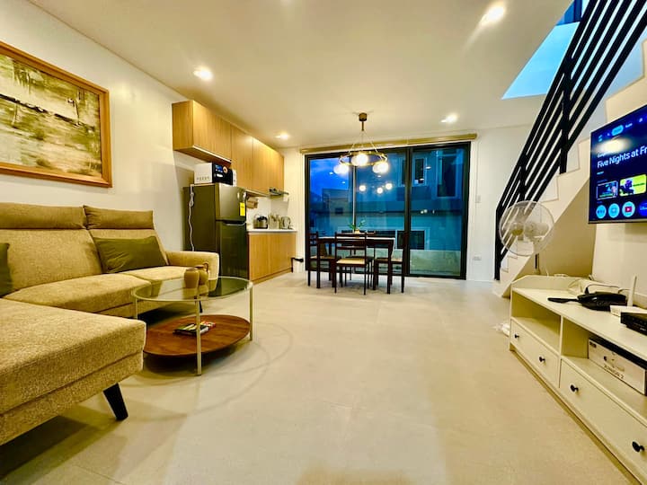 2br Escape Near Tagaytay With Waterpark - Alfonso