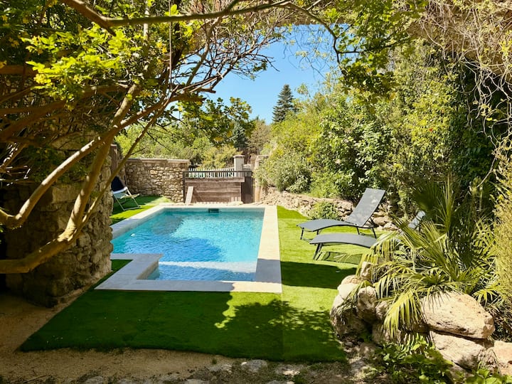 Le Jardin De Grignan - Les Jardins Suspendus - Drôme