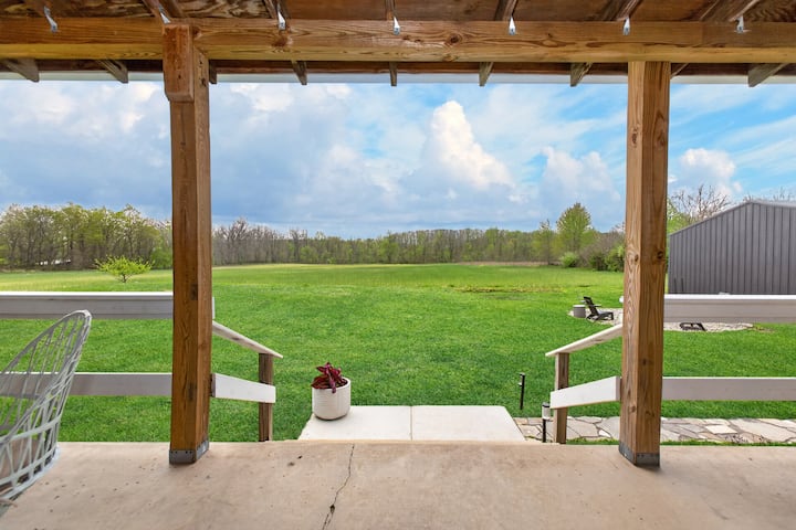 Cedar & Rye: Open Spaces And Cottage Charm - New Buffalo, MI
