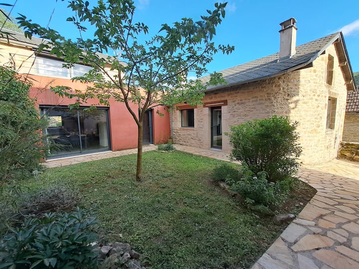 Maison "Entre Pierres Et Jardins" - La Canourgue